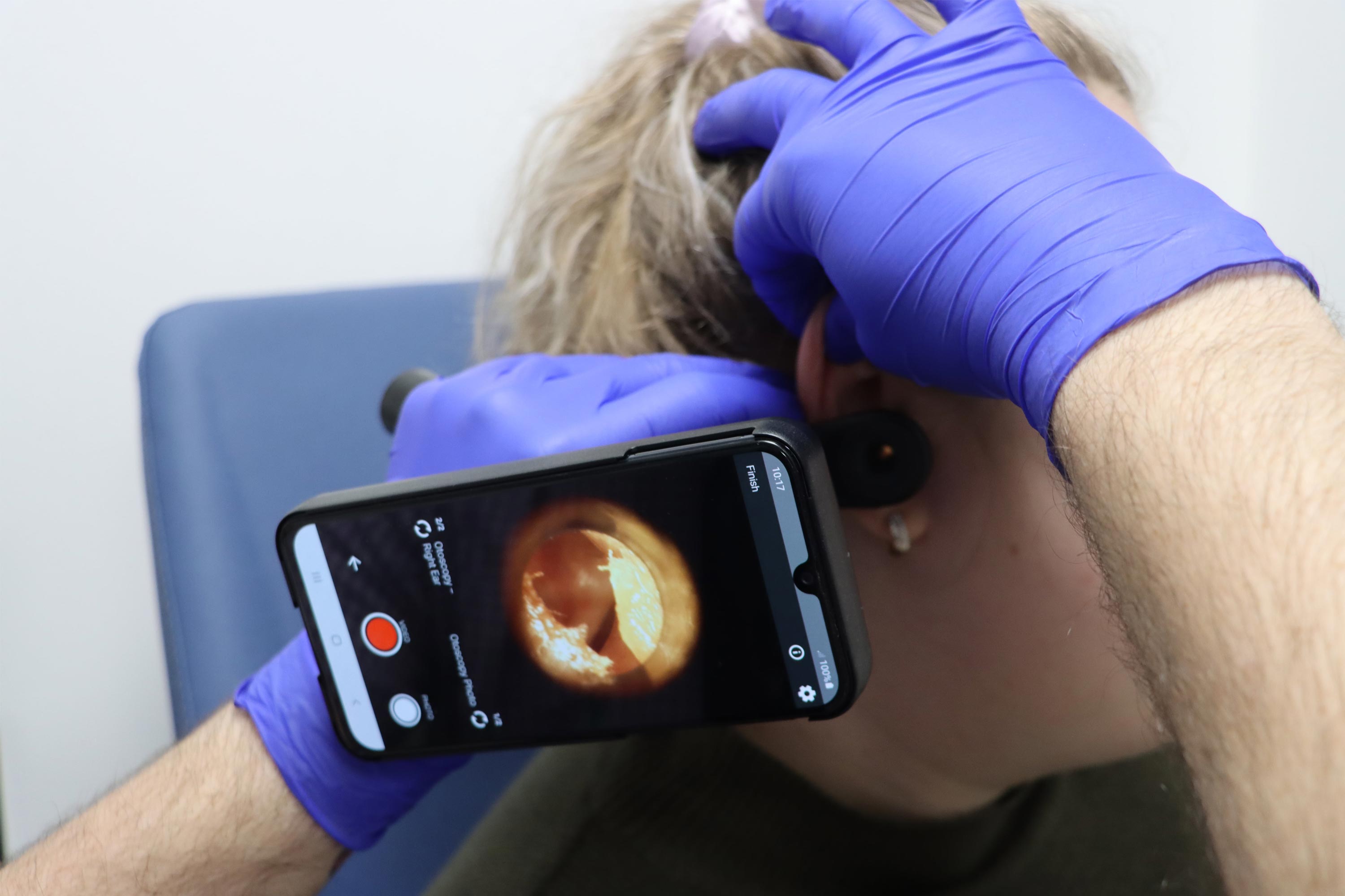 5 Symptoms of Ear Wax Build Up: How to Recognise | Leightons